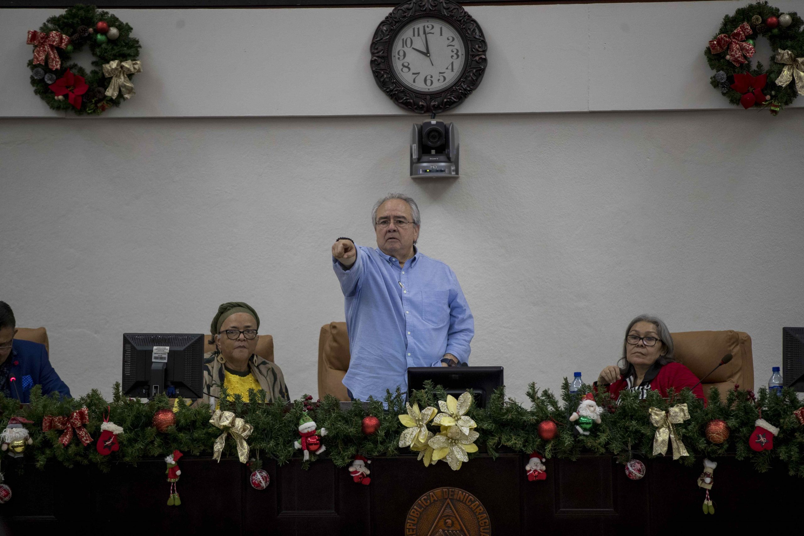 Fidel Moreno ya no firma cheques en la Alcaldía de Managua ni en el ...