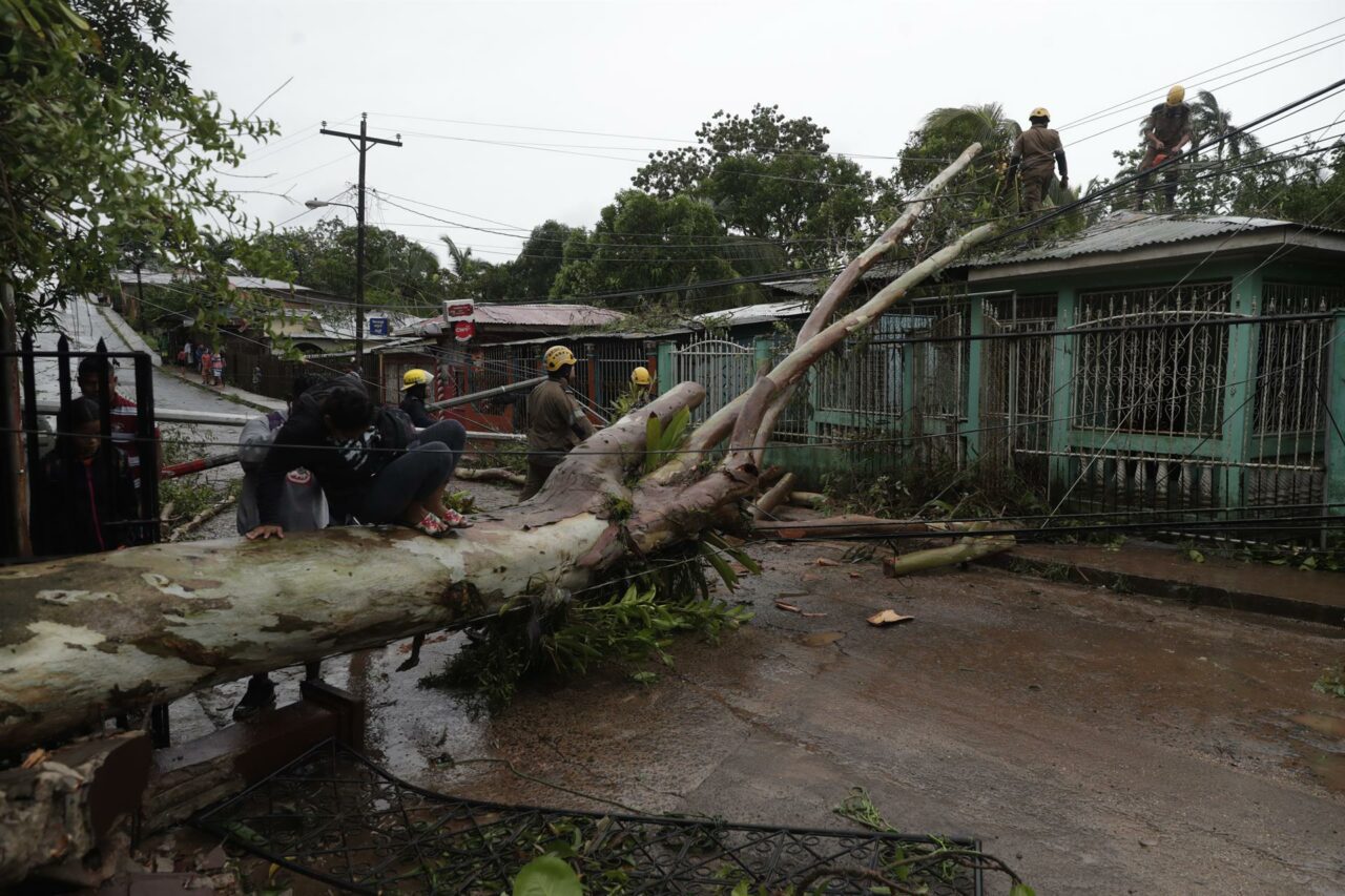 Inundaciones, destrucción y suelos saturados. Así fue el paso de Julia ...