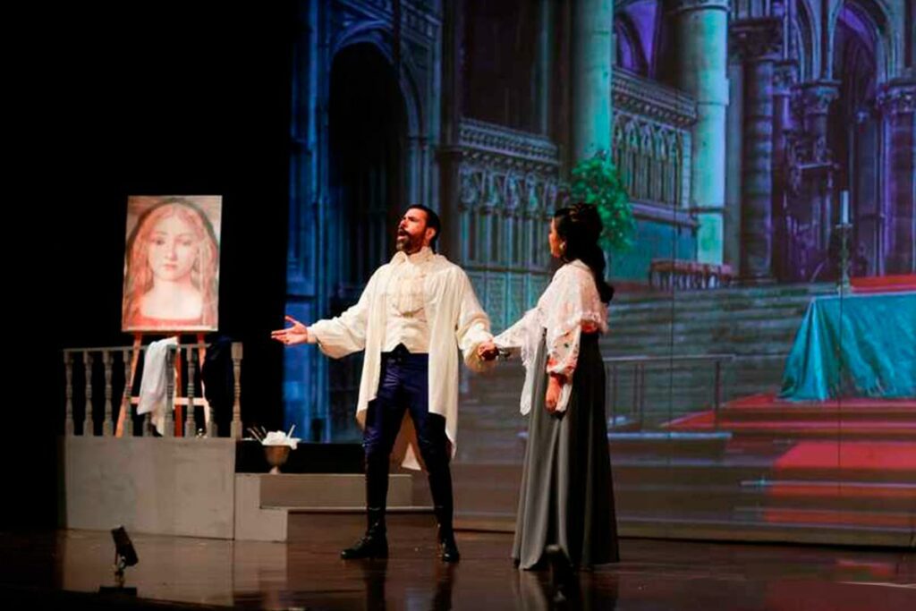 Laureano Ortega Murillo, la puesta en escena del hijo tenor